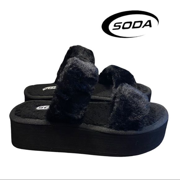 Soda | Shoes | New Soda Womens Black Faux Fur Black Double Band Slide ...